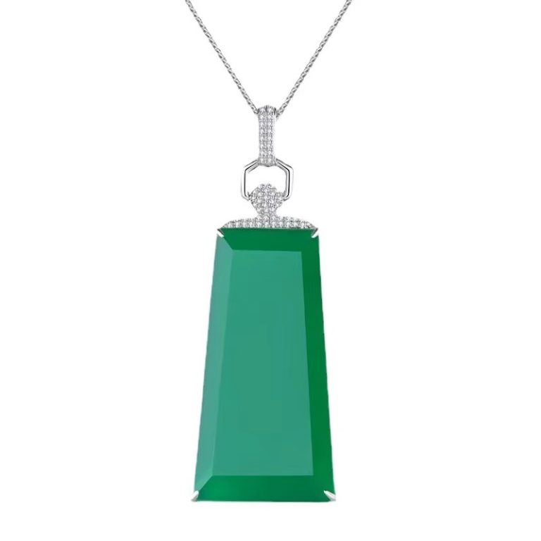 Understanding the Colors of Jade: A Comprehensive Guide - LOVALRY ...